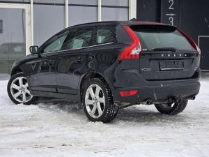 Melns Volvo XC60 2009 Viļņa, ar dzinēja tilpumu 2.40 L un nobraukumu 282 tūkst. km par 9450 €, foto 5 vietnē AUTOMOTO.COM.LV