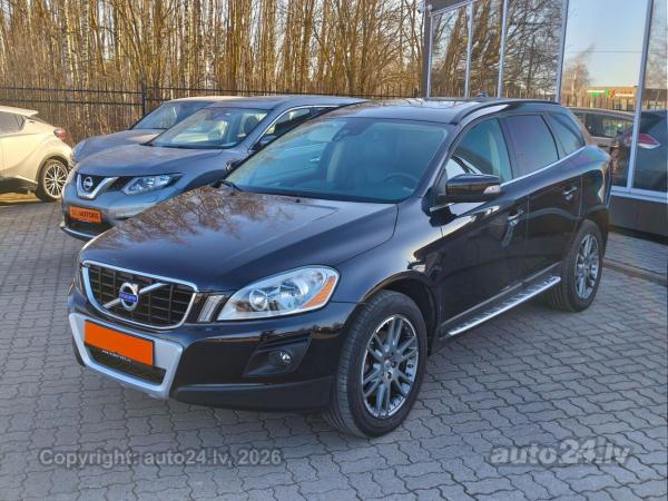 Melns Volvo XC60 2009 Tallina, ar dzinēja tilpumu 2.40 L un nobraukumu 238 tūkst. km par 9790 €, foto 1 vietnē AUTOMOTO.COM.LV