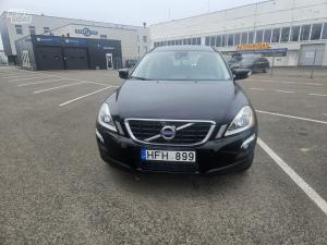 Black Volvo XC60 2009 in Panevezys, with an engine capacity of 2.40 L and mileage of 360 thousand km for 5500 €, photo  on AUTOMOTO.COM.LV