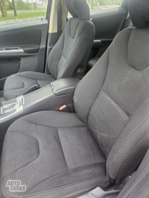 Black Volvo XC60 2009 in Panevezys, with an engine capacity of 2.40 L and mileage of 360 thousand km for 5500 €, photo 11 on AUTOMOTO.COM.LV