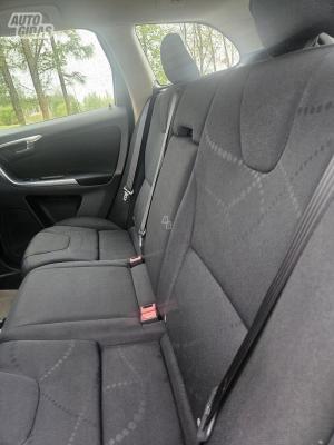 Black Volvo XC60 2009 in Panevezys, with an engine capacity of 2.40 L and mileage of 360 thousand km for 5500 €, photo 12 on AUTOMOTO.COM.LV
