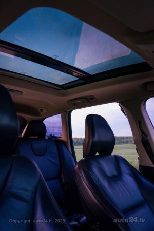 Melns Volvo XC60 2009 Tallina, ar dzinēja tilpumu 2.40 L un nobraukumu 0 tūkst. km par 5999 €, foto 9 vietnē AUTOMOTO.COM.LV