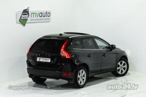 Black Volvo XC60 2009 in Tallinn, with an engine capacity of 2.40 L and mileage of 261 thousand km for 7500 €, photo 3 on AUTOMOTO.COM.LV