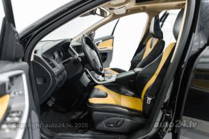 Black Volvo XC60 2009 in Tallinn, with an engine capacity of 2.40 L and mileage of 261 thousand km for 7500 €, photo 13 on AUTOMOTO.COM.LV