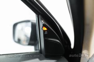 Black Volvo XC60 2009 in Tallinn, with an engine capacity of 2.40 L and mileage of 261 thousand km for 7500 €, photo 29 on AUTOMOTO.COM.LV