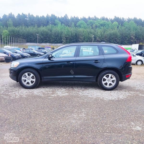 Black Volvo XC60 2009 in Vilnius, with an engine capacity of 2.40 L and mileage of 271 thousand km for 7900 €, photo 4 on AUTOMOTO.COM.LV