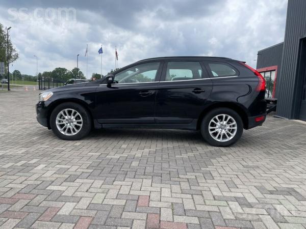 Melns Volvo XC60 2009 Ogre, ar dzinēja tilpumu 2.40 L un nobraukumu 0 tūkst. km par 4970 €, foto 2 vietnē AUTOMOTO.COM.LV