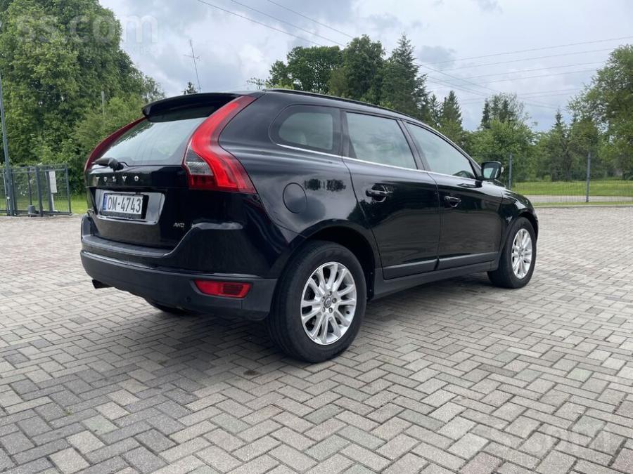 Melns Volvo XC60 2009 Ogre, ar dzinēja tilpumu 2.40 L un nobraukumu 0 tūkst. km par 4970 €, foto 5 vietnē AUTOMOTO.COM.LV