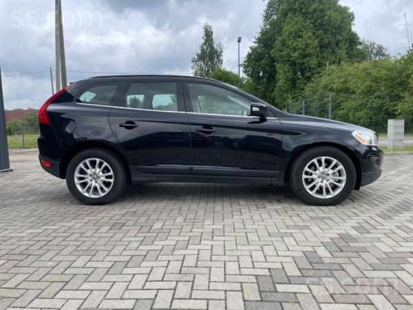 Melns Volvo XC60 2009 Ogre, ar dzinēja tilpumu 2.40 L un nobraukumu 0 tūkst. km par 4970 €, foto 5 vietnē AUTOMOTO.COM.LV