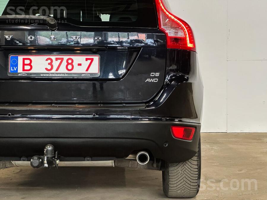 Melns Volvo XC60 2009 Jūrmala, ar dzinēja tilpumu 2.40 L un nobraukumu 234 tūkst. km par 9750 €, foto 15 vietnē AUTOMOTO.COM.LV