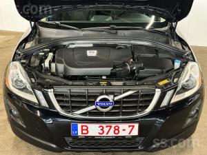 Melns Volvo XC60 2009 Jūrmala, ar dzinēja tilpumu 2.40 L un nobraukumu 234 tūkst. km par 9750 €, foto 36 vietnē AUTOMOTO.COM.LV