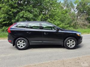 Melns Volvo XC60 2009 Kauņa, ar dzinēja tilpumu 2.40 L un nobraukumu 282 tūkst. km par 6350 €, foto 3 vietnē AUTOMOTO.COM.LV