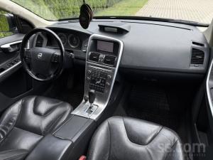 Melns Volvo XC60 2009 Rīga, ar dzinēja tilpumu 2.40 L un nobraukumu 312 tūkst. km par 8950 €, foto 11 vietnē AUTOMOTO.COM.LV
