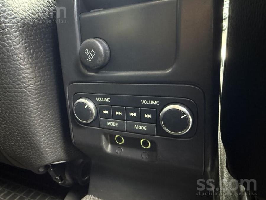 Melns Volvo XC60 2009 Rīga, ar dzinēja tilpumu 2.40 L un nobraukumu 312 tūkst. km par 8950 €, foto 21 vietnē AUTOMOTO.COM.LV