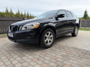 Melns Volvo XC60 2009 Rīga, ar dzinēja tilpumu 2.40 L un nobraukumu 265 tūkst. km par 6999 €, foto 5 vietnē AUTOMOTO.COM.LV