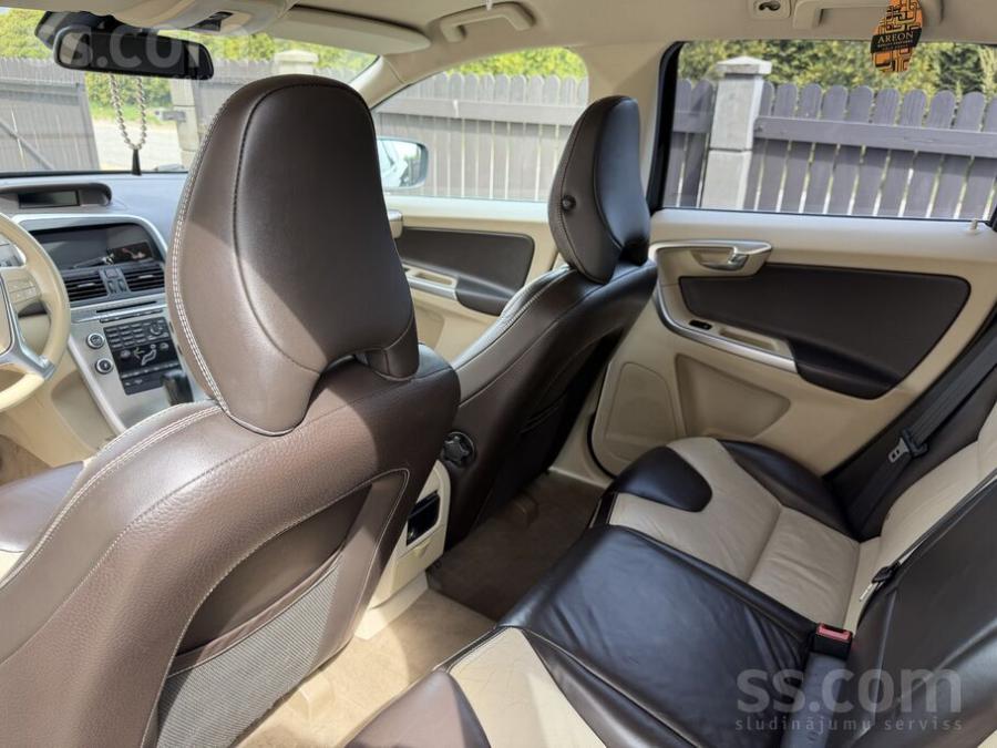 Melns Volvo XC60 2009 Rīga, ar dzinēja tilpumu 2.40 L un nobraukumu 265 tūkst. km par 6999 €, foto 11 vietnē AUTOMOTO.COM.LV