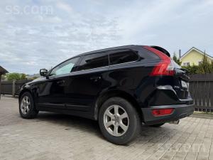 Melns Volvo XC60 2009 Rīga, ar dzinēja tilpumu 2.40 L un nobraukumu 265 tūkst. km par 6999 €, foto 19 vietnē AUTOMOTO.COM.LV
