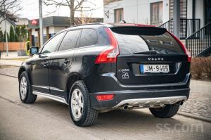 Melns Volvo XC60 2009 Rīga, ar dzinēja tilpumu 2.40 L un nobraukumu 0 tūkst. km par 3590 €, foto 7 vietnē AUTOMOTO.COM.LV