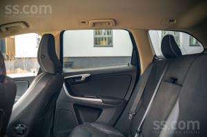 Melns Volvo XC60 2009 Rīga, ar dzinēja tilpumu 2.40 L un nobraukumu 0 tūkst. km par 3590 €, foto 10 vietnē AUTOMOTO.COM.LV