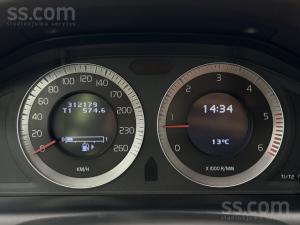 Черный Вольво ХС60 2009 в Резекне, объемом двигателя 2.40 л и пробегом 312 тыс. км за 6990 €, фото 21 на AUTOMOTO.COM.LV