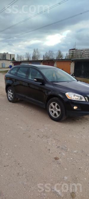 Melns Volvo XC60 2009 Daugavpils, ar dzinēja tilpumu 2.40 L un nobraukumu 252 tūkst. km par 7450 €, foto 4 vietnē AUTOMOTO.COM.LV