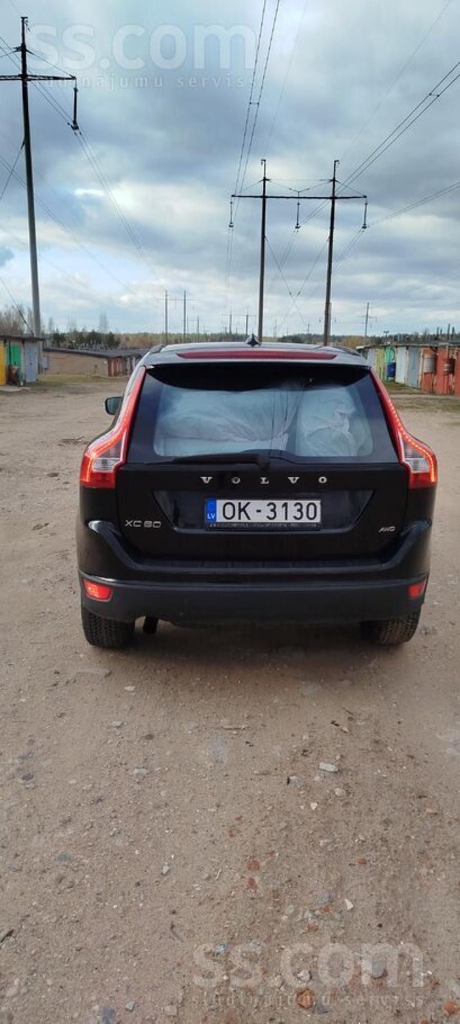 Melns Volvo XC60 2009 Daugavpils, ar dzinēja tilpumu 2.40 L un nobraukumu 252 tūkst. km par 7450 €, foto 6 vietnē AUTOMOTO.COM.LV