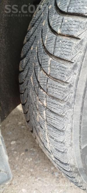 Melns Volvo XC60 2009 Daugavpils, ar dzinēja tilpumu 2.40 L un nobraukumu 252 tūkst. km par 7450 €, foto 9 vietnē AUTOMOTO.COM.LV