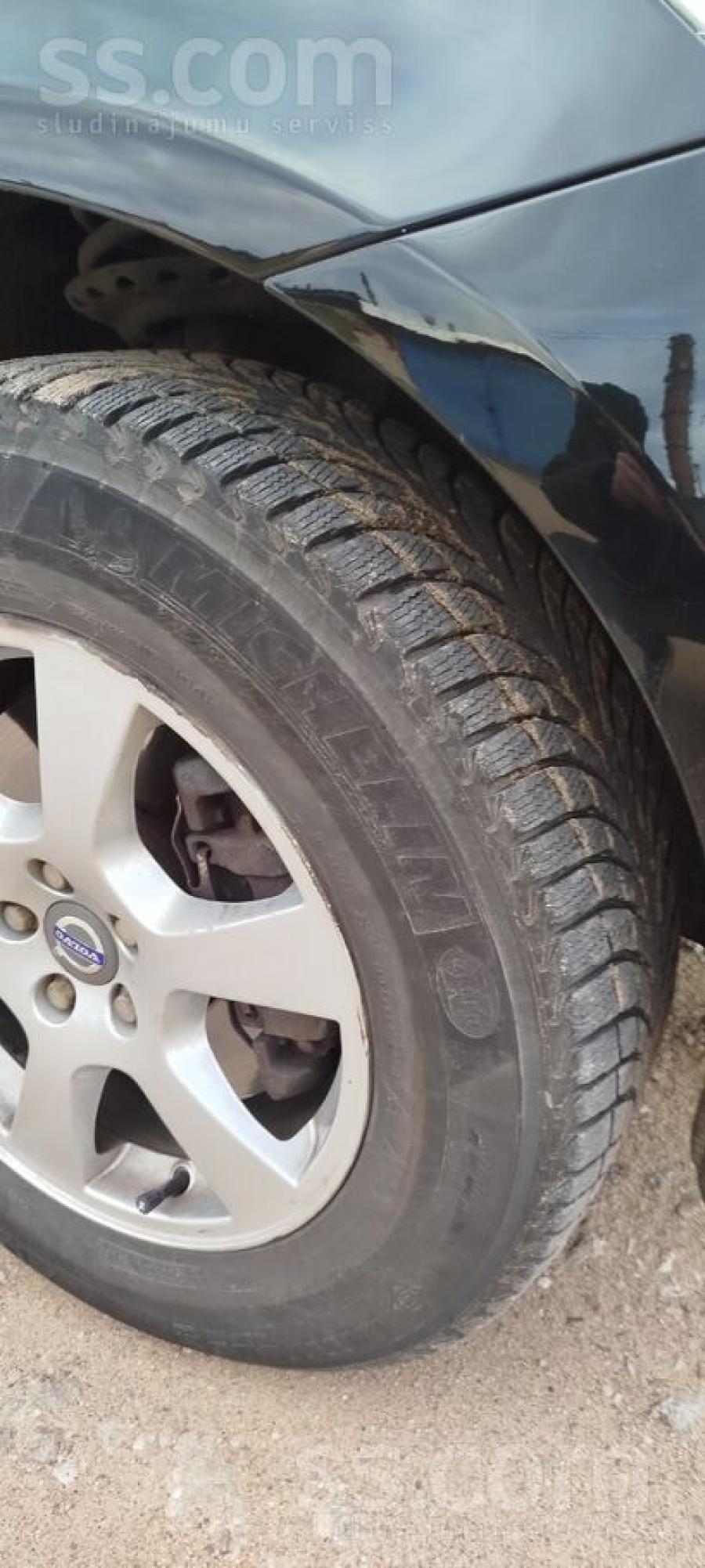 Melns Volvo XC60 2009 Daugavpils, ar dzinēja tilpumu 2.40 L un nobraukumu 252 tūkst. km par 7450 €, foto 10 vietnē AUTOMOTO.COM.LV