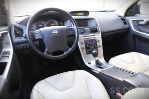Melns Volvo XC60 2009 Rīga, ar dzinēja tilpumu 2.40 L un nobraukumu 435 tūkst. km par 5995 €, foto 8 vietnē AUTOMOTO.COM.LV