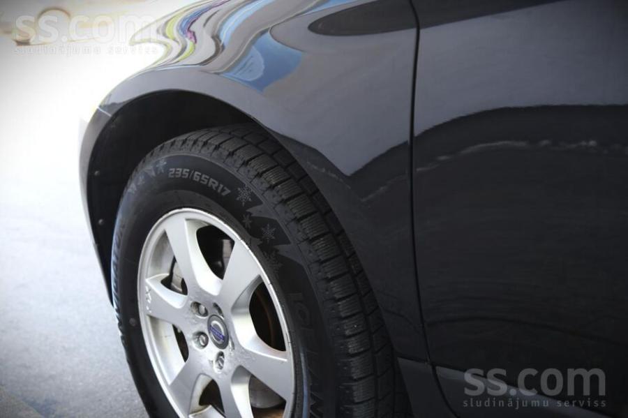 Melns Volvo XC60 2009 Rīga, ar dzinēja tilpumu 2.40 L un nobraukumu 435 tūkst. km par 5995 €, foto 17 vietnē AUTOMOTO.COM.LV