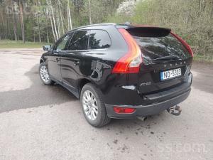 Melns Volvo XC60 2009 Rīga, ar dzinēja tilpumu 2.40 L un nobraukumu 321 tūkst. km par 6300 €, foto 4 vietnē AUTOMOTO.COM.LV