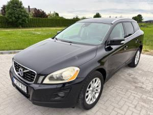 Black Volvo XC60 2009 in Vilnius, with an engine capacity of 2.00 L and mileage of 365 thousand km for 5999 €, photo  on AUTOMOTO.COM.LV