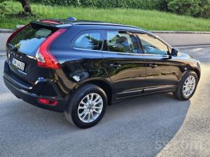 Black Volvo XC60 2009 in Jekabpils, with an engine capacity of 2.40 L and mileage of 259 thousand km for 7990 €, photo 7 on AUTOMOTO.COM.LV