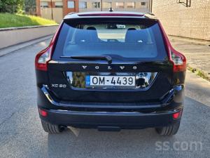 Black Volvo XC60 2009 in Jekabpils, with an engine capacity of 2.40 L and mileage of 259 thousand km for 7990 €, photo 9 on AUTOMOTO.COM.LV