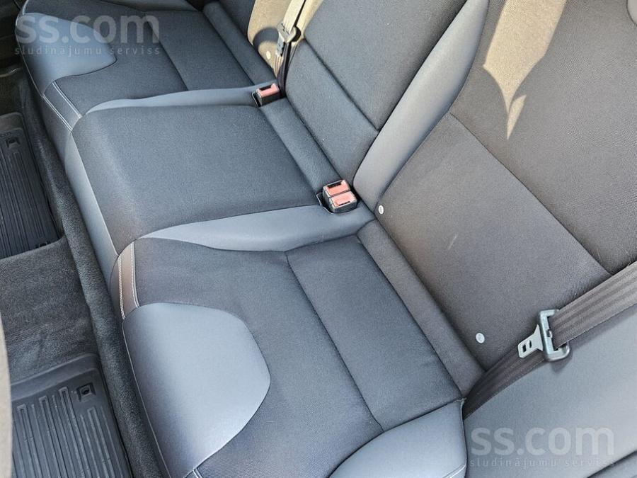 Black Volvo XC60 2009 in Jekabpils, with an engine capacity of 2.40 L and mileage of 259 thousand km for 7990 €, photo 15 on AUTOMOTO.COM.LV