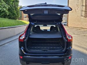Black Volvo XC60 2009 in Jekabpils, with an engine capacity of 2.40 L and mileage of 259 thousand km for 7990 €, photo 17 on AUTOMOTO.COM.LV