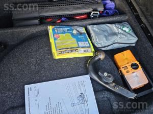 Black Volvo XC60 2009 in Jekabpils, with an engine capacity of 2.40 L and mileage of 259 thousand km for 7990 €, photo 18 on AUTOMOTO.COM.LV