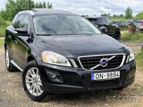 Черный Вольво ХС60 2009 в Рига, объемом двигателя 2.40 л и пробегом 214 тыс. км за 9500 €, фото 1 на AUTOMOTO.COM.LV