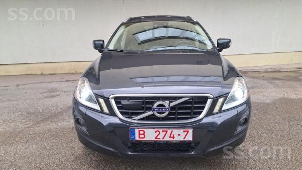 Melns Volvo XC60 2009 Ogre, ar dzinēja tilpumu 2.40 L un nobraukumu 194 tūkst. km par 8950 €, foto 3 vietnē AUTOMOTO.COM.LV