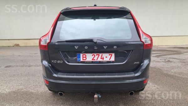 Melns Volvo XC60 2009 Ogre, ar dzinēja tilpumu 2.40 L un nobraukumu 194 tūkst. km par 8950 €, foto 7 vietnē AUTOMOTO.COM.LV