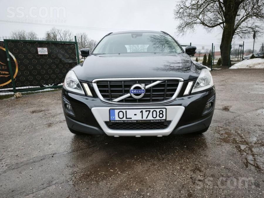 Черный Вольво ХС60 2009 в Цесис, объемом двигателя 2.40 л и пробегом 0 тыс. км за 7950 €, фото 3 на AUTOMOTO.COM.LV