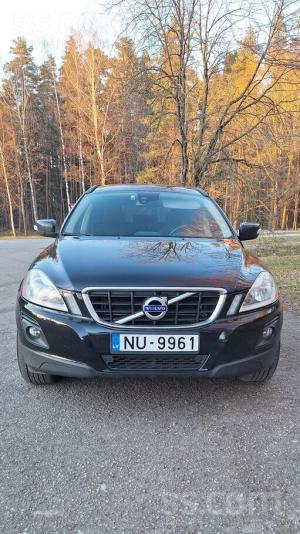 Black Volvo XC60 2009 in Riga, with an engine capacity of 2.40 L and mileage of 300 thousand km for 6500 €, photo 3 on AUTOMOTO.COM.LV