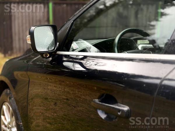Черный Вольво ХС60 2009 в Даугавпилс, объемом двигателя 2.40 л и пробегом 263 тыс. км за 8000 €, фото 6 на AUTOMOTO.COM.LV