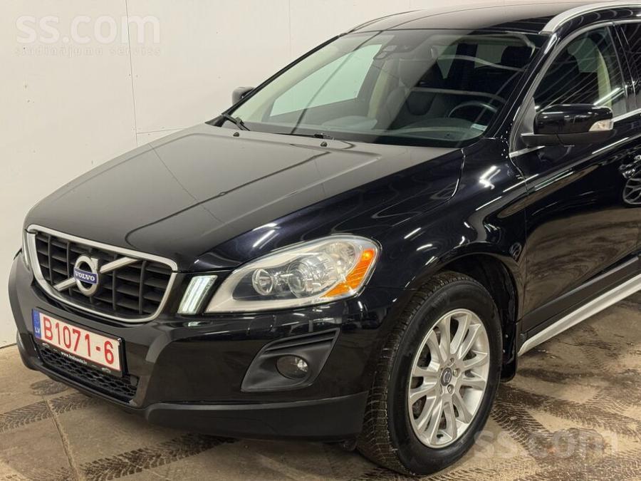 Melns Volvo XC60 2009 Jūrmala, ar dzinēja tilpumu 2.40 L un nobraukumu 0 tūkst. km par 6950 €, foto 6 vietnē AUTOMOTO.COM.LV