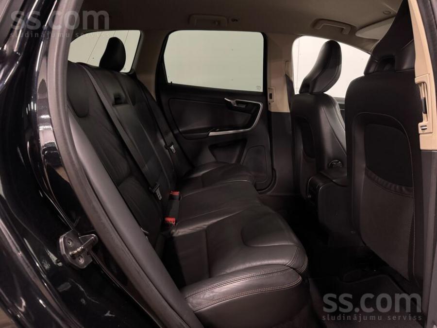 Melns Volvo XC60 2009 Jūrmala, ar dzinēja tilpumu 2.40 L un nobraukumu 0 tūkst. km par 6950 €, foto 21 vietnē AUTOMOTO.COM.LV