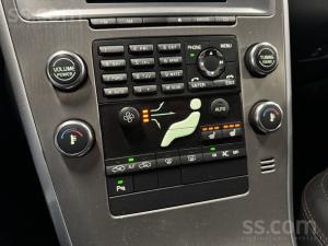 Melns Volvo XC60 2009 Jūrmala, ar dzinēja tilpumu 2.40 L un nobraukumu 0 tūkst. km par 6950 €, foto 25 vietnē AUTOMOTO.COM.LV
