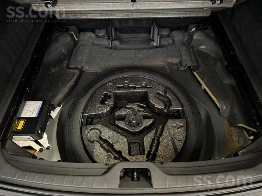 Melns Volvo XC60 2009 Jūrmala, ar dzinēja tilpumu 2.40 L un nobraukumu 0 tūkst. km par 6950 €, foto 34 vietnē AUTOMOTO.COM.LV