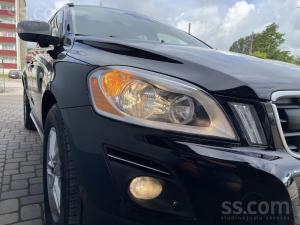 Black Volvo XC60 2009 in Talsi, with an engine capacity of 2.40 L and mileage of 286 thousand km for 6300 €, photo 26 on AUTOMOTO.COM.LV