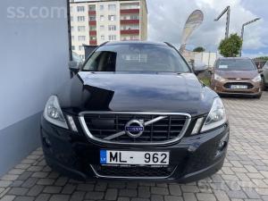 Black Volvo XC60 2009 in Talsi, with an engine capacity of 2.40 L and mileage of 286 thousand km for 6300 €, photo 32 on AUTOMOTO.COM.LV