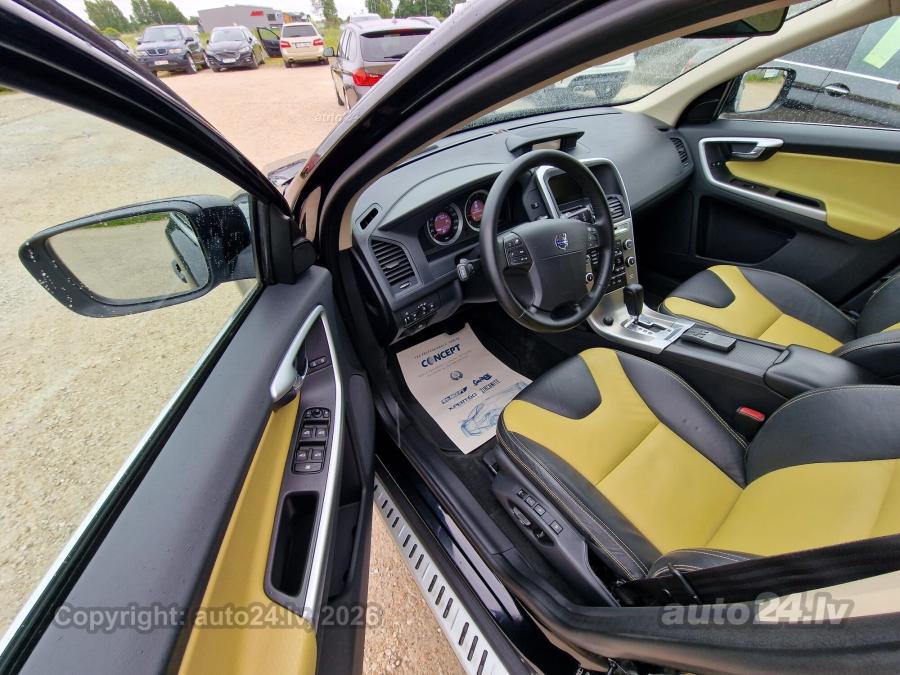 Black Volvo XC60 2009 in Tartu, with an engine capacity of 2.40 L and mileage of 227 thousand km for 8990 €, photo 10 on AUTOMOTO.COM.LV